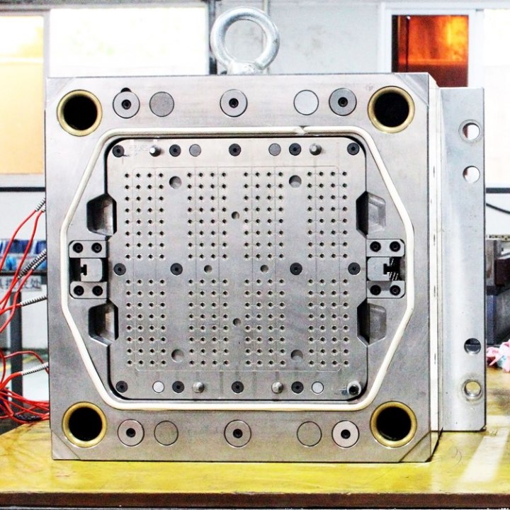 Custom Liquid Silicone Injection Molding Solutions